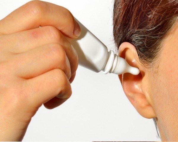 A Detailed Guide to Get Rid of Ear Wax with Hydrogen Peroxide | New ...